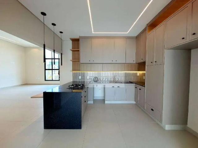 Casa / Sobrado em Condomínio para Locação em Indaiatuba/SP Residencial London Park 3 Quartos