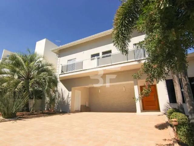 Casa / Sobrado em Condomínio para Locação em Indaiatuba/SP Vila Borghese 4 Quartos