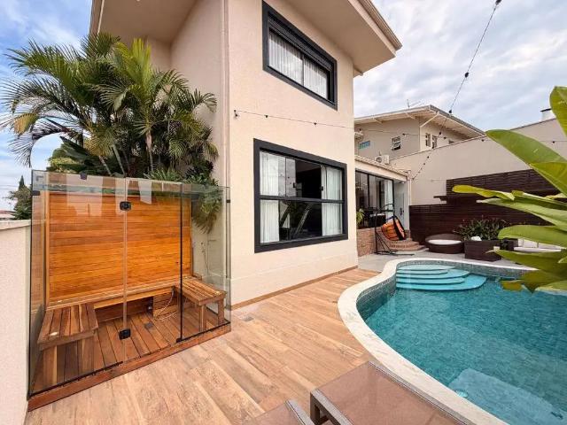 Casa / Sobrado em Condomínio para Locação em Indaiatuba/SP Vila Inglesa 4 Quartos