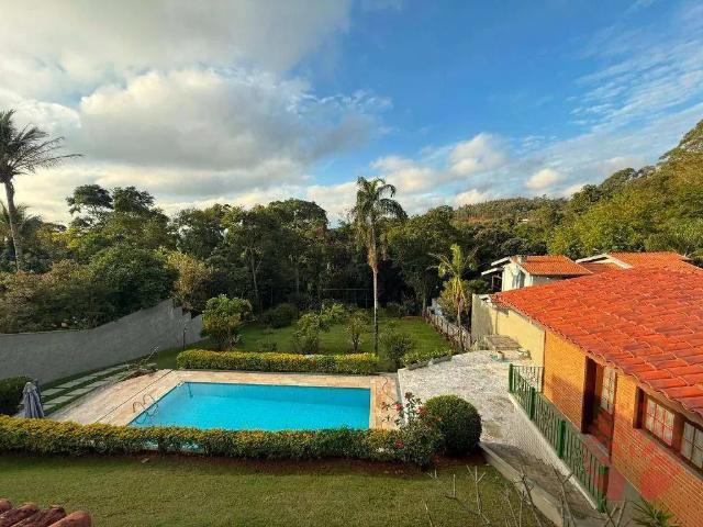 Casa / Sobrado em Condomínio para Locação em Itatiba/SP Parque da Fazenda 3 Quartos