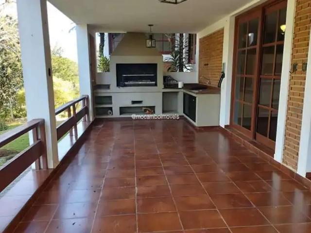 Casa / Sobrado em Condomínio para Locação em Itatiba/SP Parque das Laranjeiras 4 Quartos