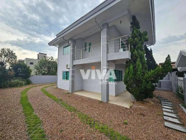 Casa / Sobrado em Condomínio para Locação em Itajaí/SC Itaipava 3 Quartos