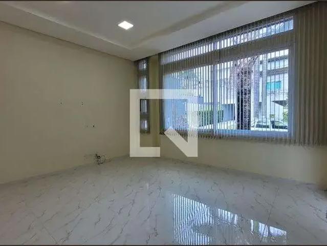 Casa / Sobrado em Condomínio para Locação em Itaquaquecetuba/SP Jardim Odete 3 Quartos