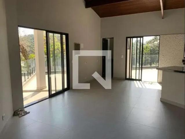Casa / Sobrado em Condomínio para Locação em Itaquaquecetuba/SP Jardim Odete 3 Quartos