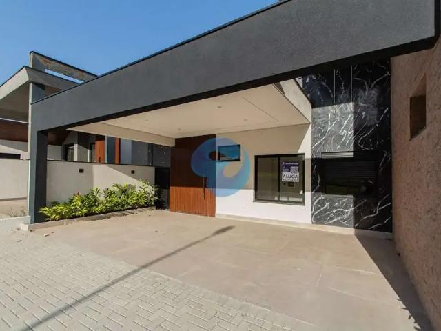 Casa / Sobrado em Condomínio para Locação em Itu/SP Alphaville Castello 4 Quartos