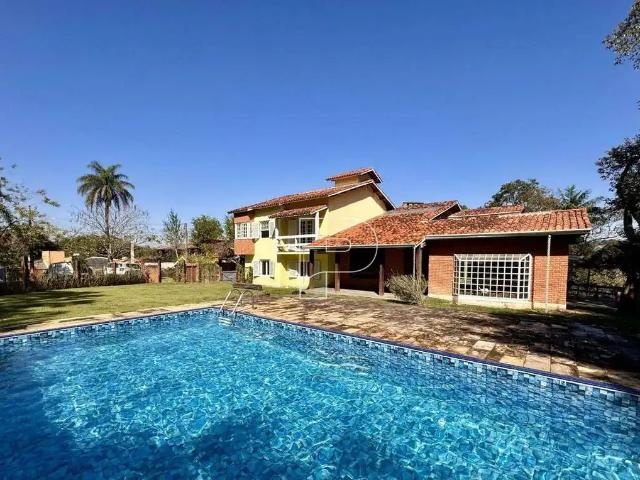 Casa / Sobrado em Condomínio para Locação em Jandira/SP Altos de São Fernando 5 Quartos