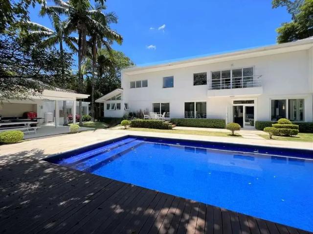 Casa / Sobrado em Condomínio para Locação em Jandira/SP Jardim do Golf I 4 Quartos