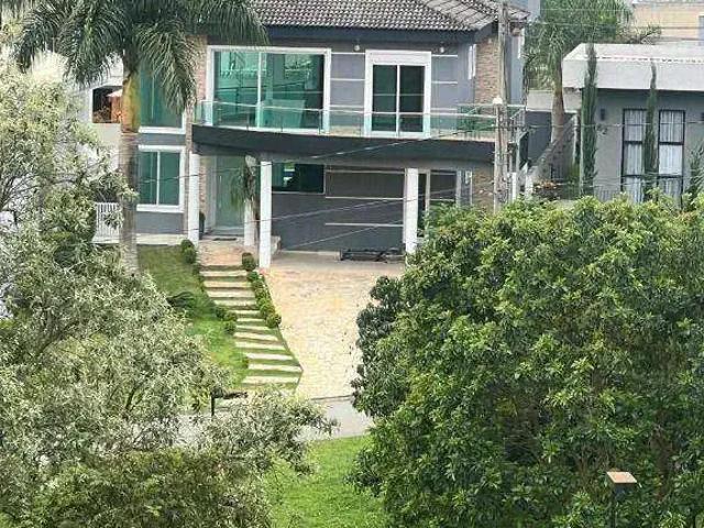 Casa / Sobrado em Condomínio para Locação em Jandira/SP Jardim do Golf I 5 Quartos