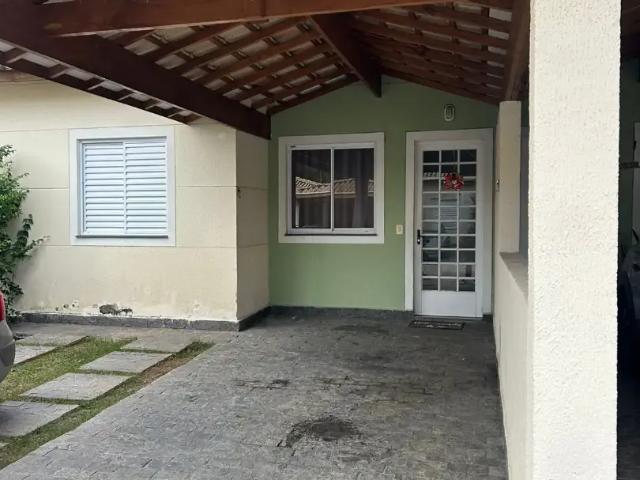 Casa / Sobrado em Condomínio para Locação em Jacareí/SP Jardim Marcondes 2 Quartos