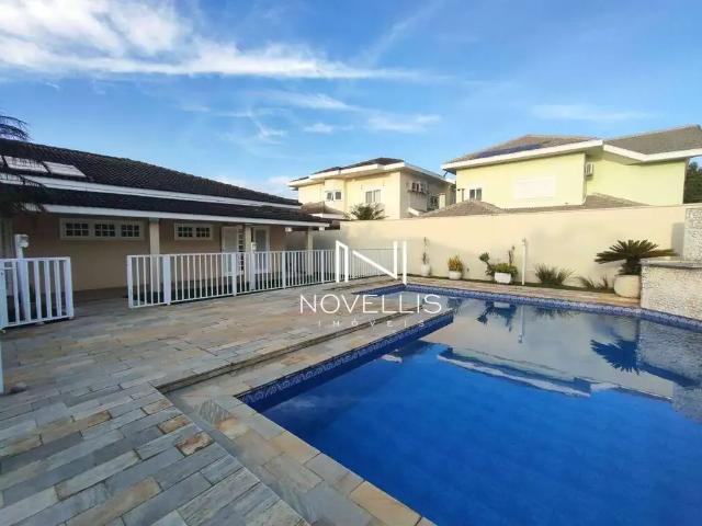 Casa / Sobrado em Condomínio para Locação em Jacareí/SP Jardim Altos de Santana I 4 Quartos