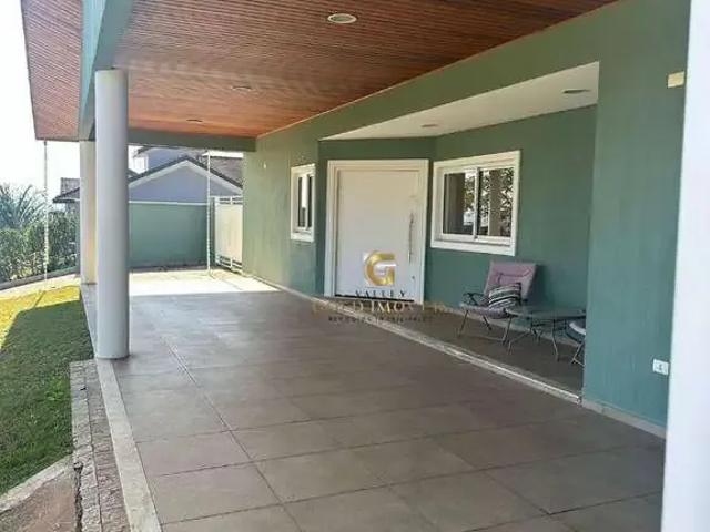 Casa / Sobrado em Condomínio para Locação em Jacareí/SP Parque Mirante do Vale 4 Quartos