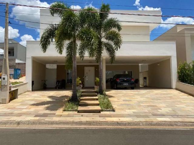 Casa / Sobrado em Condomínio para Locação em Jaguariúna/SP Santa Úrsula 3 Quartos