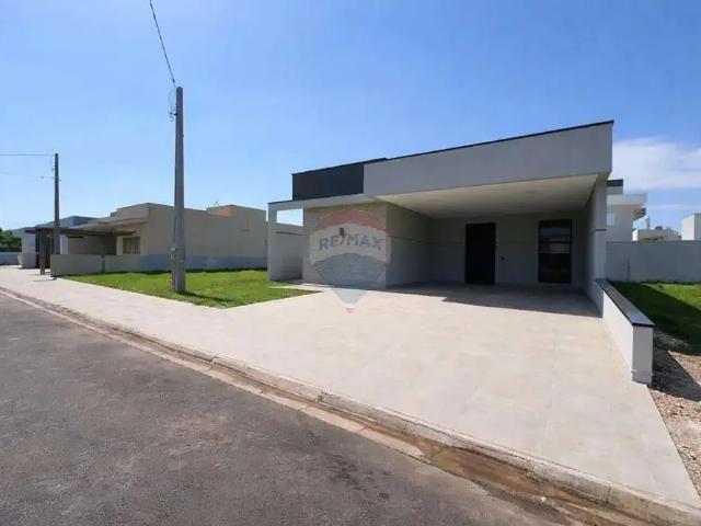 Casa / Sobrado em Condomínio para Locação em Jaguariúna/SP Vargeão 3 Quartos
