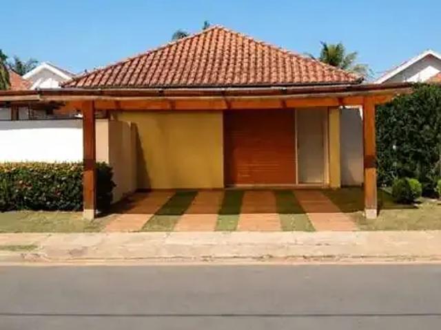 Casa / Sobrado em Condomínio para Locação em Jaguariúna/SP Vargeão 3 Quartos