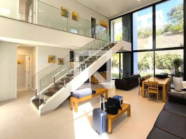Casa / Sobrado em Condomínio para Locação em Jundiaí/SP Jardim Marco Leite 3 Quartos