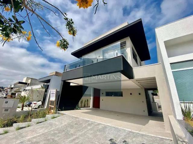 Casa / Sobrado em Condomínio para Locação em Jundiaí/SP Jardim das Samambaias 3 Quartos