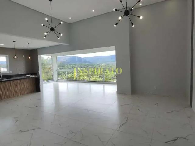 Casa / Sobrado em Condomínio para Locação em Jundiaí/SP Medeiros 3 Quartos
