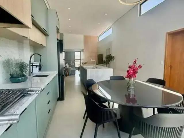 Casa / Sobrado em Condomínio para Locação em Jundiaí/SP Parque Residencial Eloy Chaves 4 Quartos