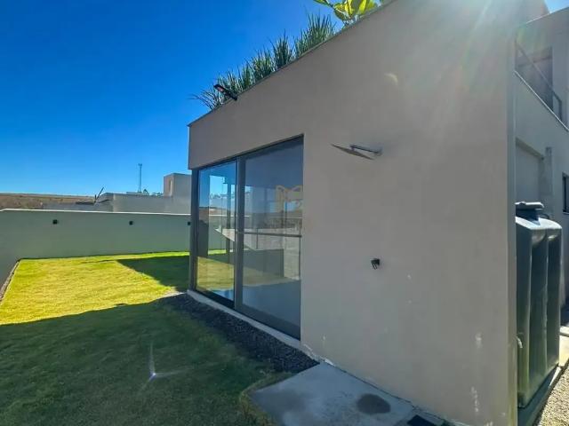 Casa / Sobrado em Condomínio para Locação em Juiz de Fora/MG São Pedro 4 Quartos