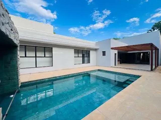 Casa / Sobrado em Condomínio para Locação em Lagoa Santa/MG Condomínio Vitória Golf 4 Quartos