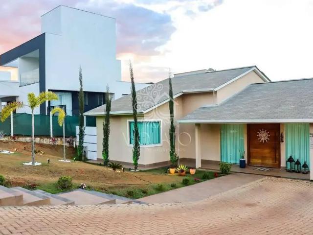 Casa / Sobrado em Condomínio para Locação em Lagoa Santa/MG Gran Royalle 4 Quartos