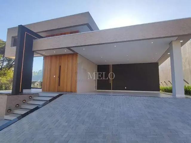 Casa / Sobrado em Condomínio para Locação em Lagoa Santa/MG Gran Royalle 4 Quartos