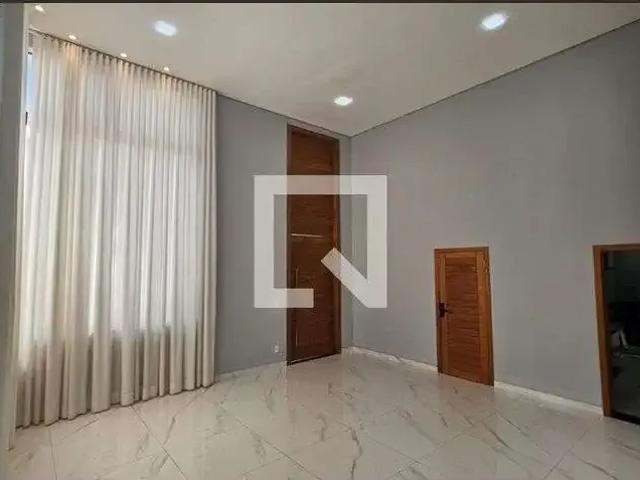 Casa / Sobrado em Condomínio para Locação em Lagoa Santa/MG Recanto da Lagoa 3 Quartos