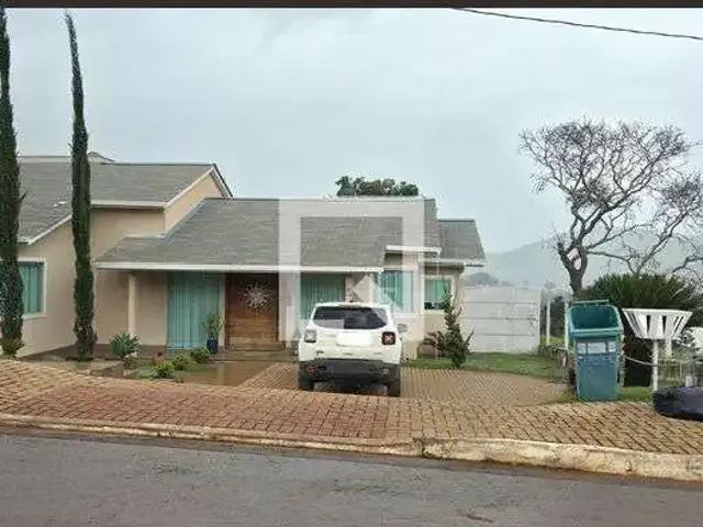 Casa / Sobrado em Condomínio para Locação em Lagoa Santa/MG Recanto da Lagoa 4 Quartos
