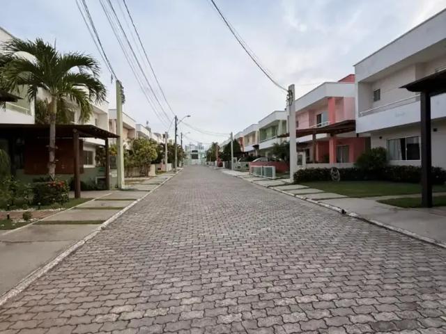 Casa / Sobrado em Condomínio para Locação em Lauro de Freitas/BA Buraquinho 4 Quartos