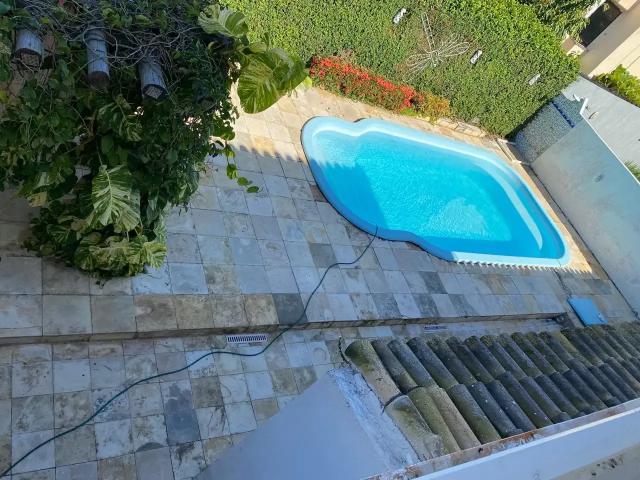 Casa / Sobrado em Condomínio para Locação em Lauro de Freitas/BA Buraquinho 3 Quartos