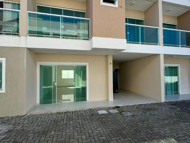 Casa / Sobrado em Condomínio para Locação em Lauro de Freitas/BA Buraquinho 3 Quartos