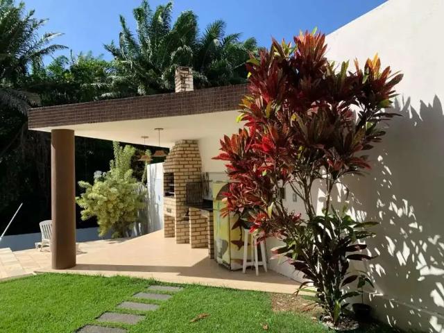 Casa / Sobrado em Condomínio para Locação em Lauro de Freitas/BA Jardim Carapina 4 Quartos
