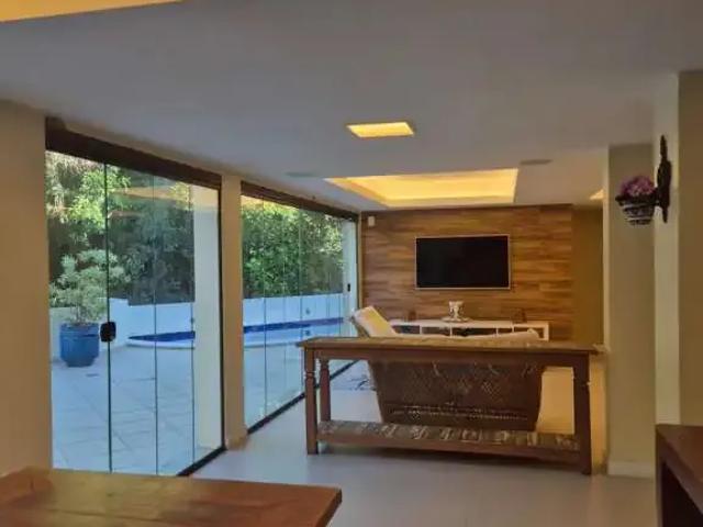 Casa / Sobrado em Condomínio para Locação em Lauro de Freitas/BA Jardim Carapina 5 Quartos