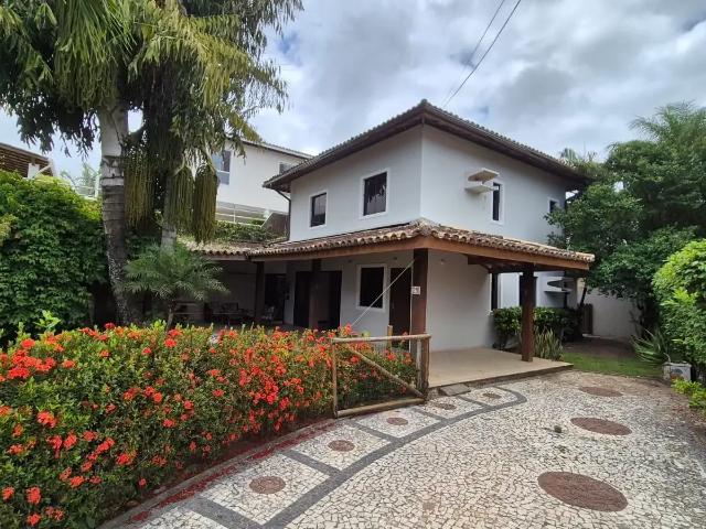 Casa / Sobrado em Condomínio para Locação em Lauro de Freitas/BA Vilas do Atlantico 3 Quartos