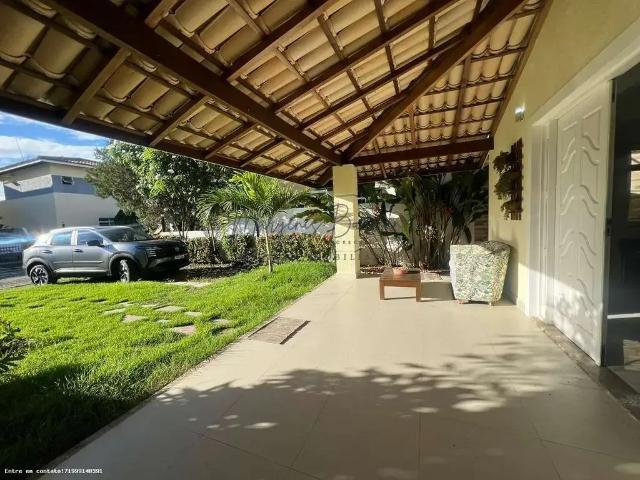 Casa / Sobrado em Condomínio para Locação em Lauro de Freitas/BA Vilas do Atlantico 4 Quartos