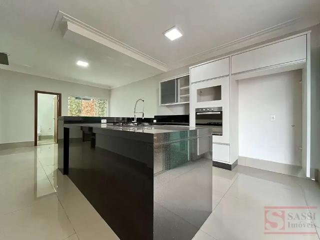 Casa / Sobrado em Condomínio para Locação em Limeira/SP Parque Egisto Ragazzo 4 Quartos
