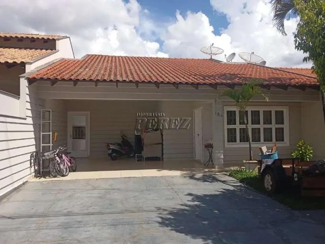 Casa / Sobrado em Condomínio para Locação em Londrina/PR Bandeirantes 4 Quartos