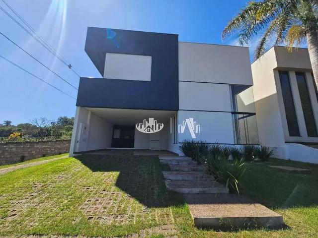 Casa / Sobrado em Condomínio para Locação em Londrina/PR Condomínio Royal Forest 3 Quartos