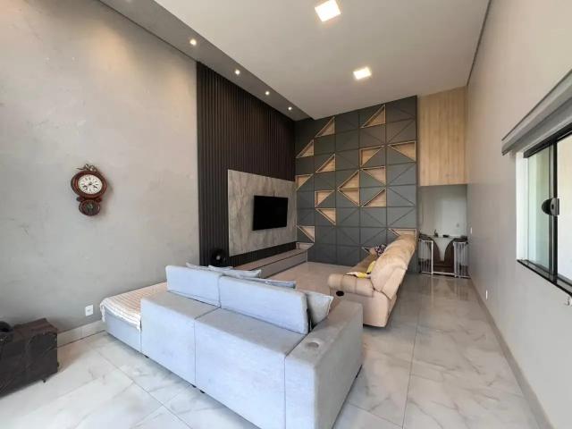 Casa / Sobrado em Condomínio para Locação em Londrina/PR Conjunto Habitacional Alexandre Urbanas