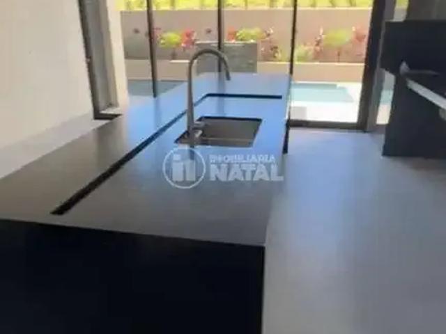 Casa / Sobrado em Condomínio para Locação em Londrina/PR Conjunto Habitacional Alexandre Urbanas 3 Quartos