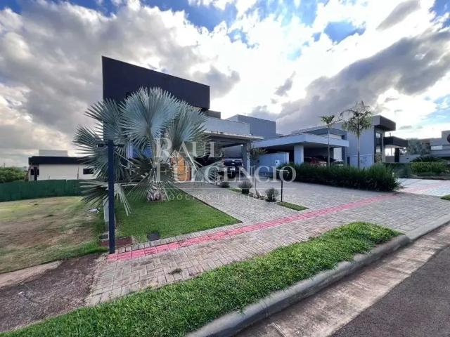 Casa / Sobrado em Condomínio para Locação em Londrina/PR Conjunto Habitacional Alexandre Urbanas 3 Quartos