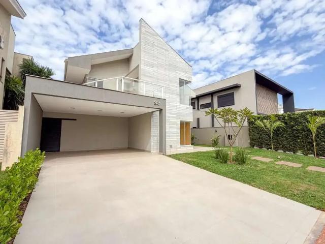 Casa / Sobrado em Condomínio para Locação em Londrina/PR Esperança 4 Quartos