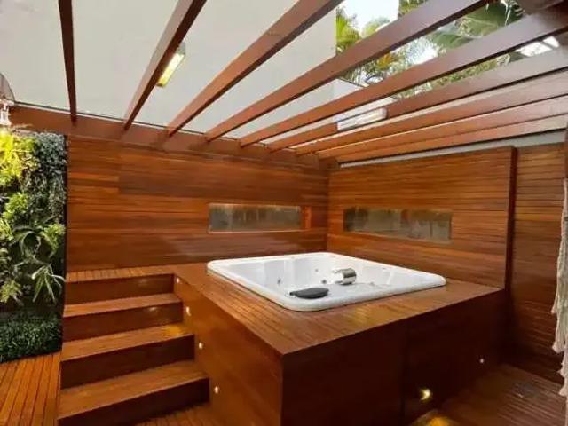 Casa / Sobrado em Condomínio para Locação em Londrina/PR Esperança 4 Quartos