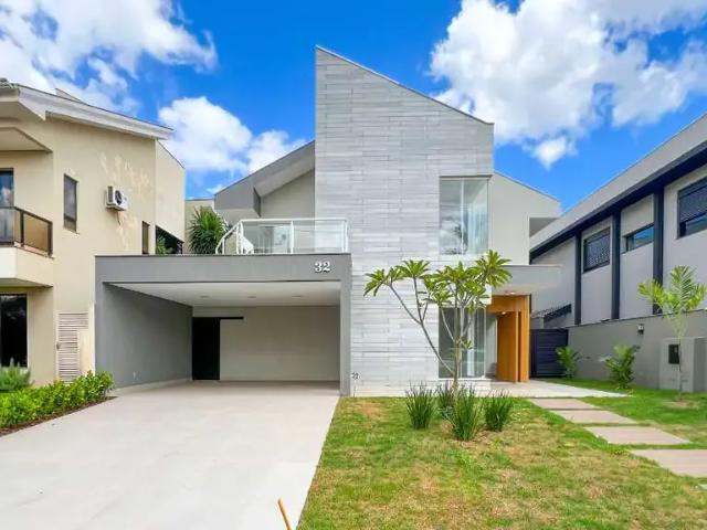 Casa / Sobrado em Condomínio para Locação em Londrina/PR Esperança 4 Quartos