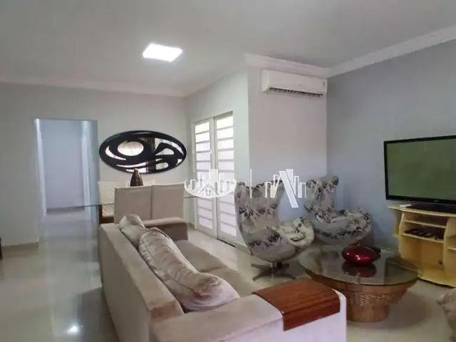 Casa / Sobrado em Condomínio para Locação em Londrina/PR Residencial Portal dos Bandeirantes 3 Quartos