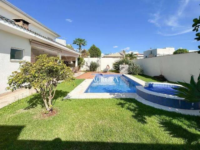 Casa / Sobrado em Condomínio para Locação em Londrina/PR Vivendas do Arvoredo 4 Quartos