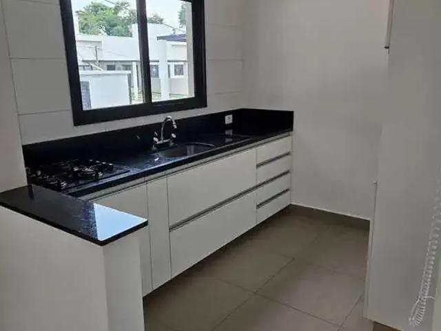 Casa / Sobrado em Condomínio para Locação em Louveira/SP Leitão 3 Quartos