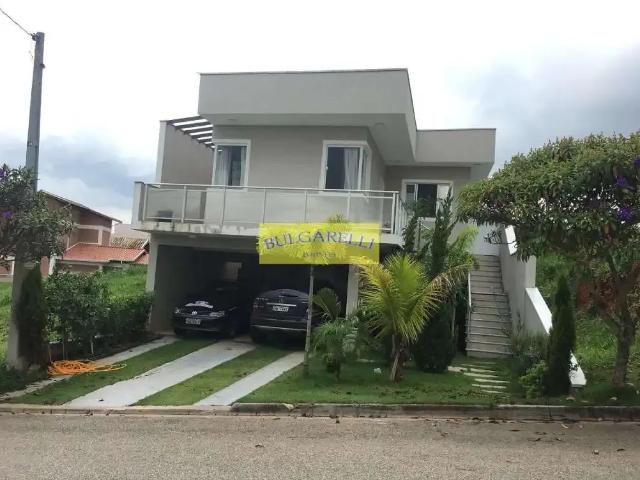 Casa / Sobrado em Condomínio para Locação em Louveira/SP Via Castelli 3 Quartos