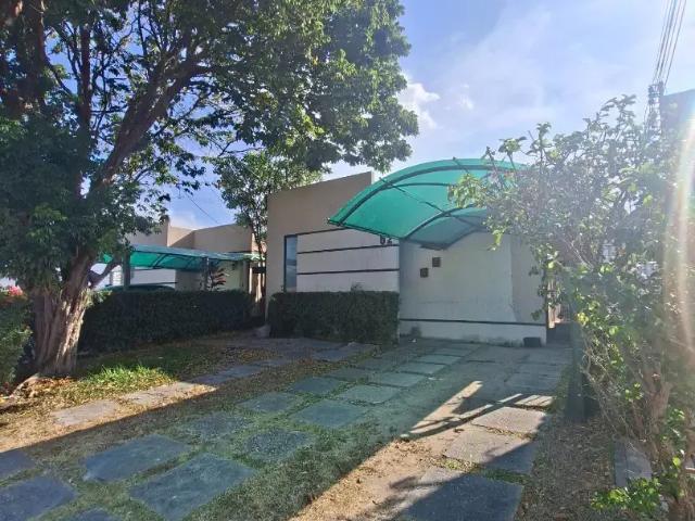 Casa / Sobrado em Condomínio para Locação em Manaus/AM Flores 3 Quartos