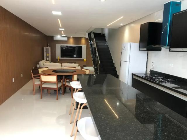 Casa / Sobrado em Condomínio para Locação em Manaus/AM Ponta Negra 4 Quartos